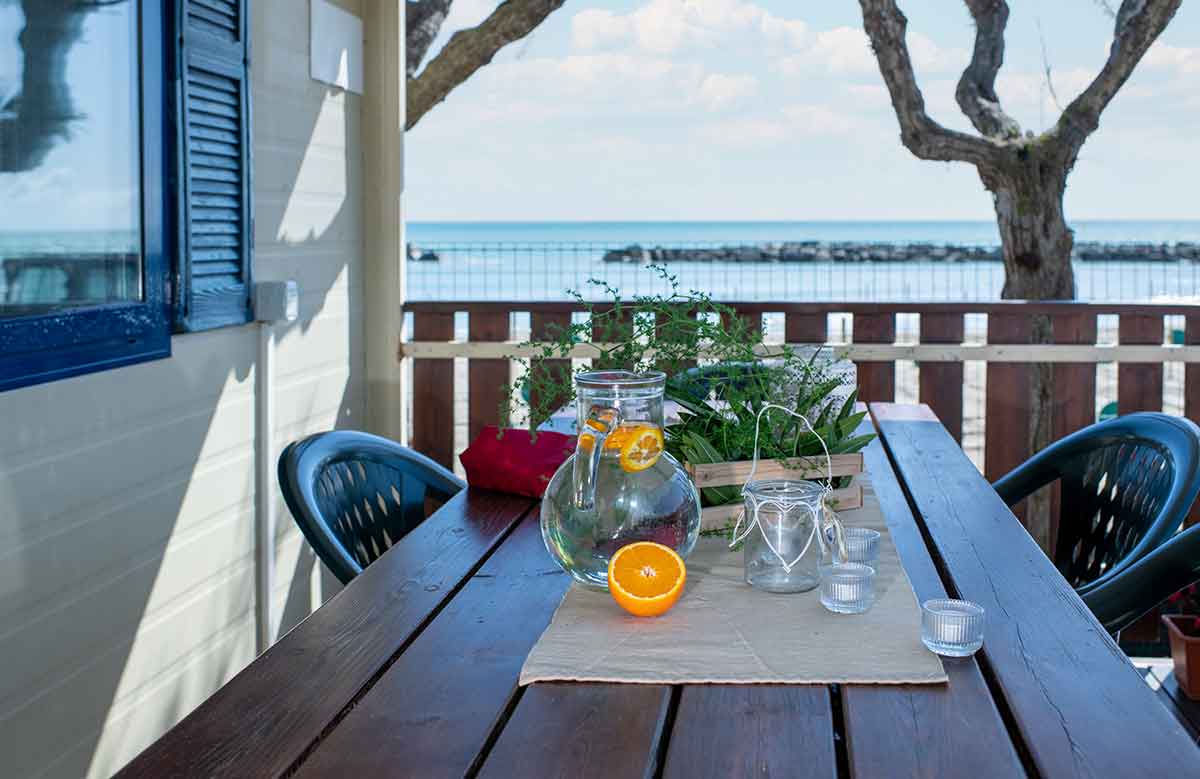 Mobile homes by the sea in the Marche - Camping Village Led Zeppelin